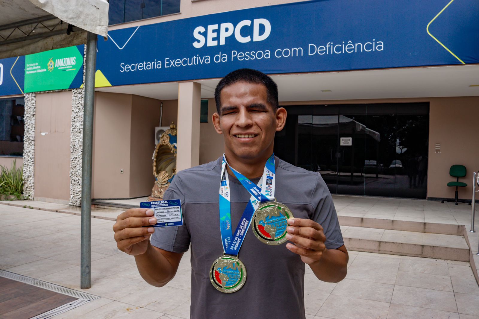 Paratleta faz planos para carreira ao emitir Passe Legal, que garante ...